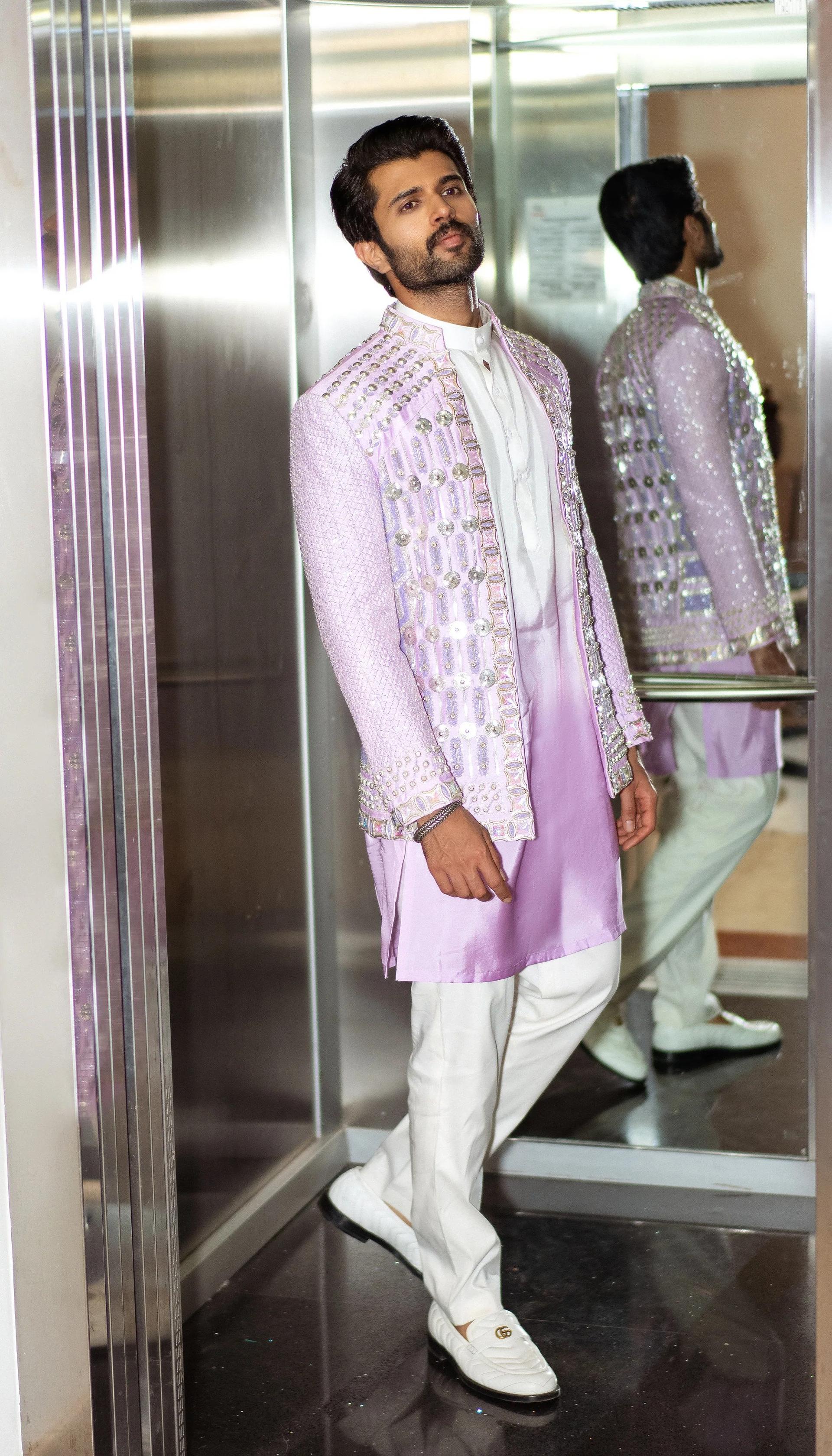 55+ Dapper Engagement Outfits for Men in 2026