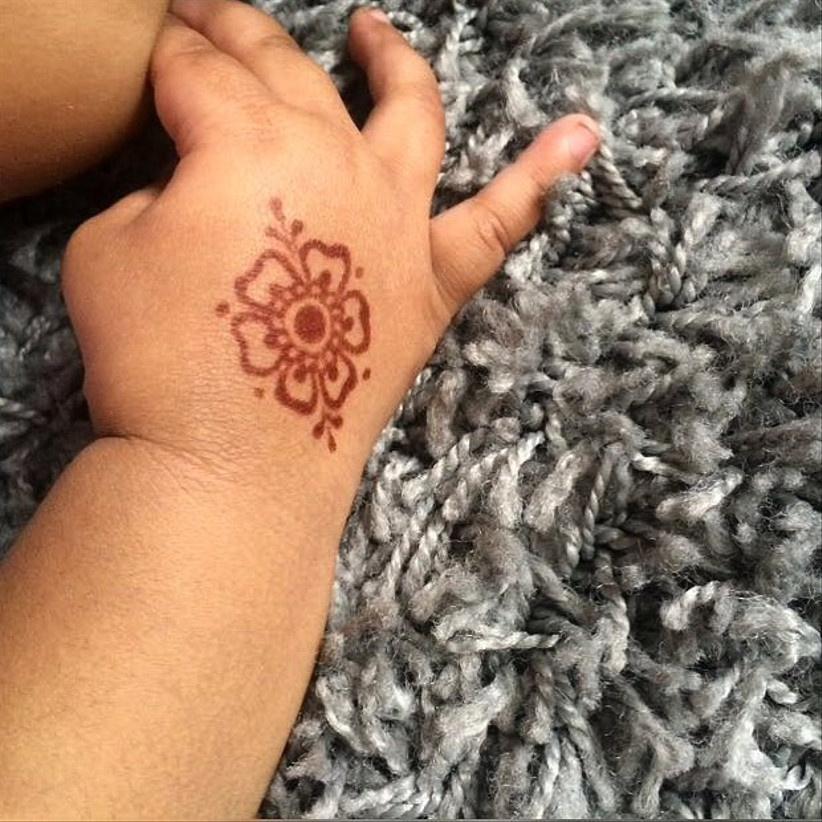 100+ Easy Mehndi Designs for Your Kid's Adorable Hands