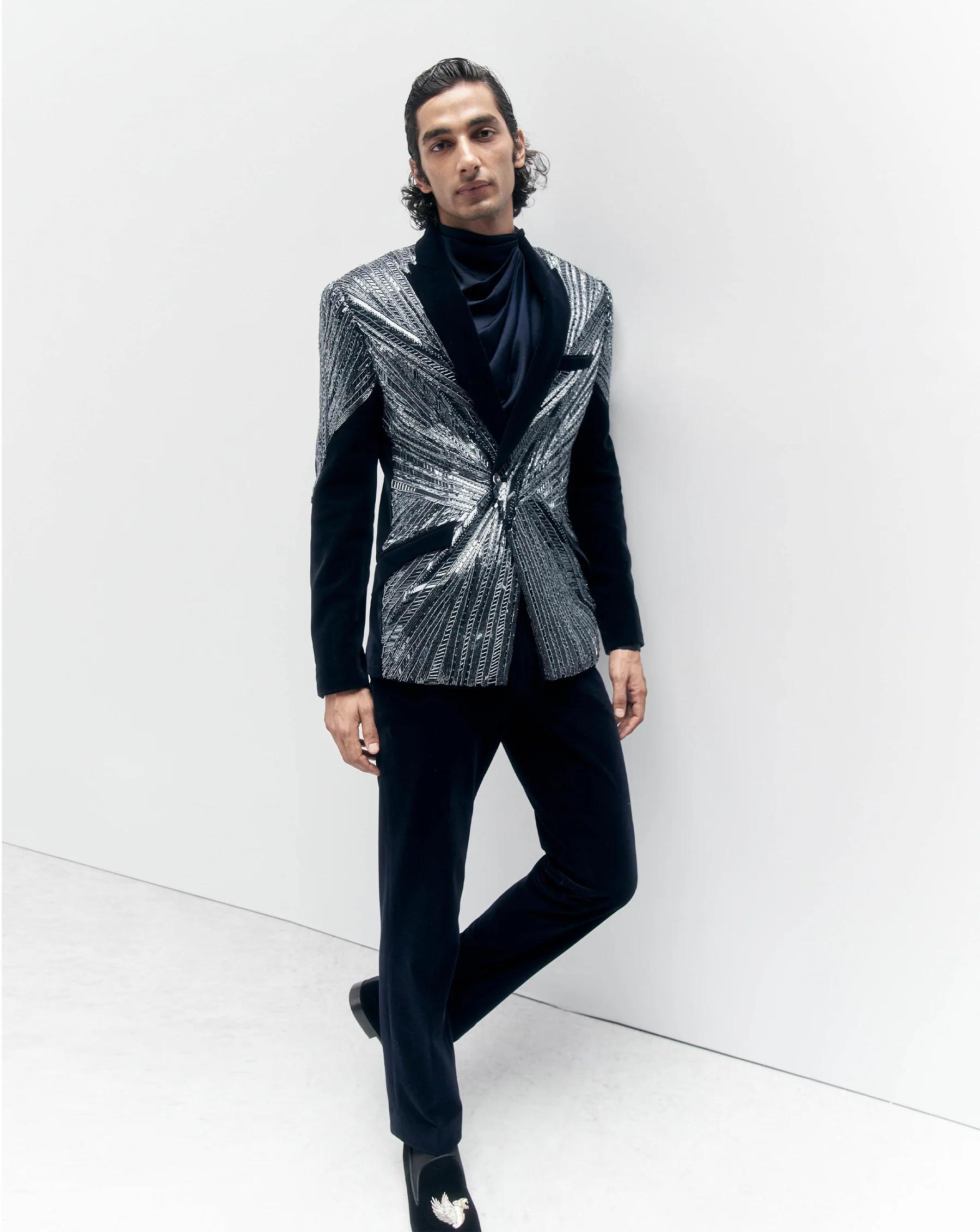 55+ Dapper Engagement Outfits for Men in 2026