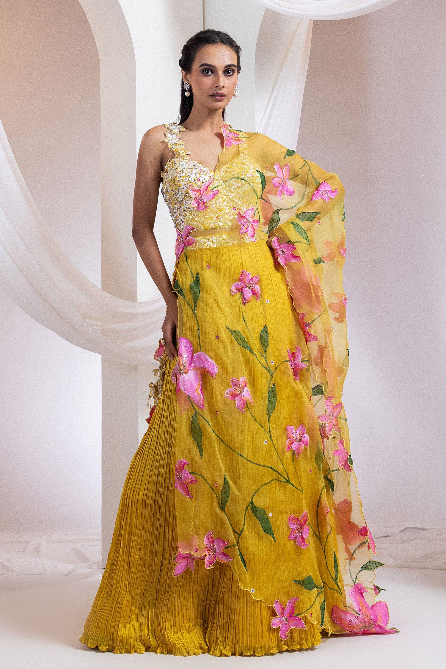 30+ Latest Mehndi Function Dresses For the Bride, Groom & Their Wedding ...