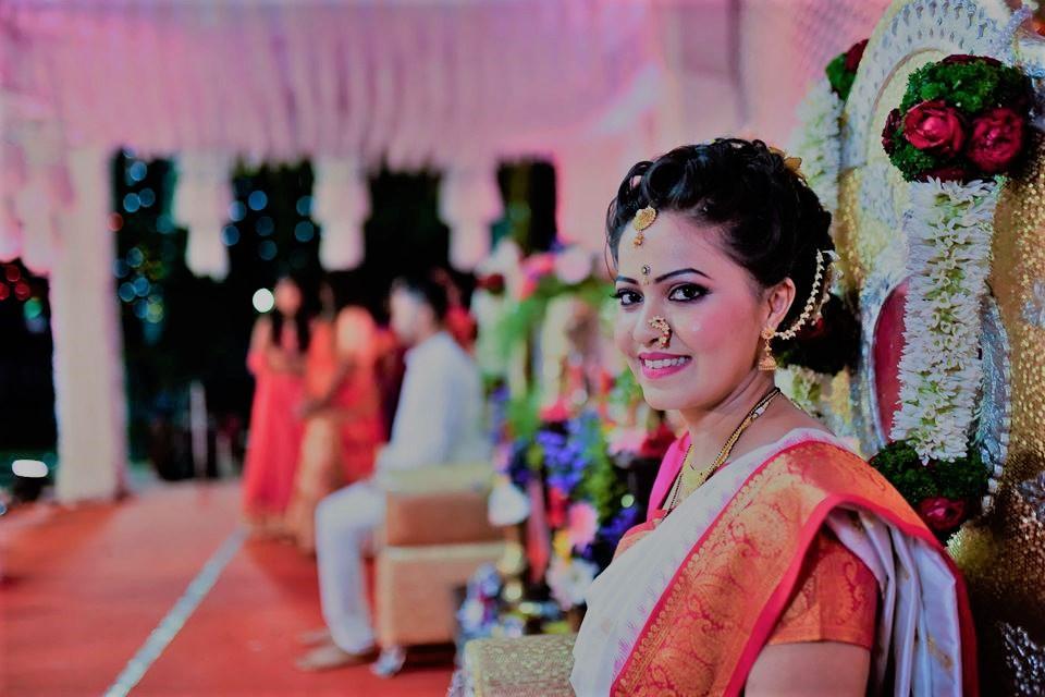 5 Absolutely Stunning Marathi Nath Designs to Make Your Bridal Avatar ...