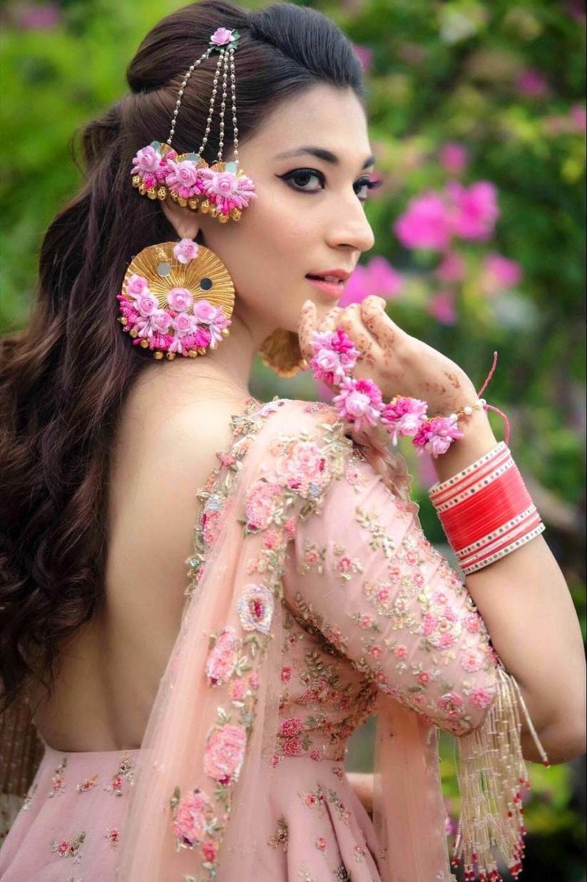 10 Open Hair Hairstyles to Keep the Bride Fuss-Free
