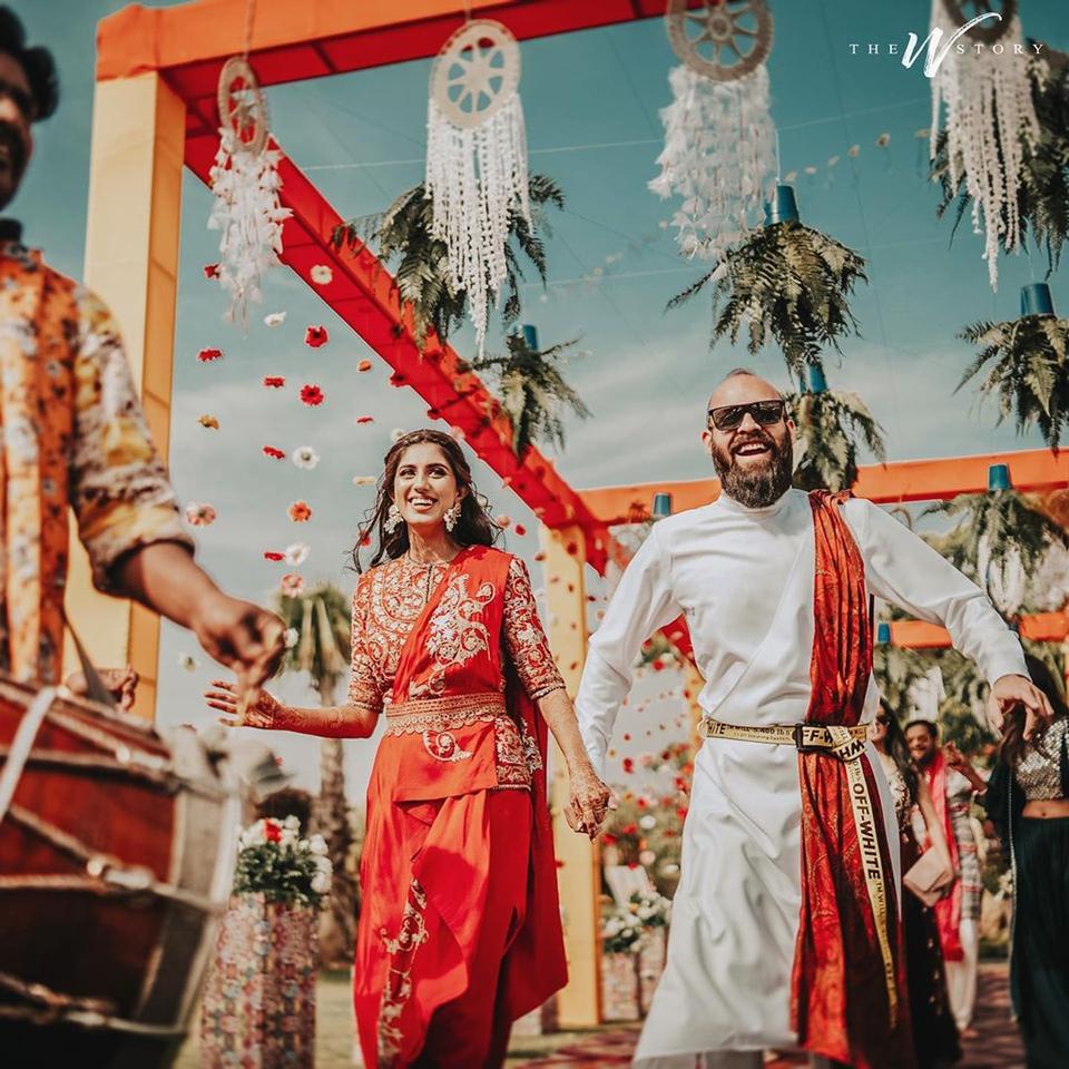 Red and White Wedding Ideas for a Dreamy Wedding Ambience