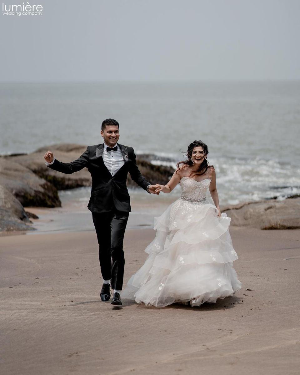 50+ Pre-wedding Shoots For Inspiration