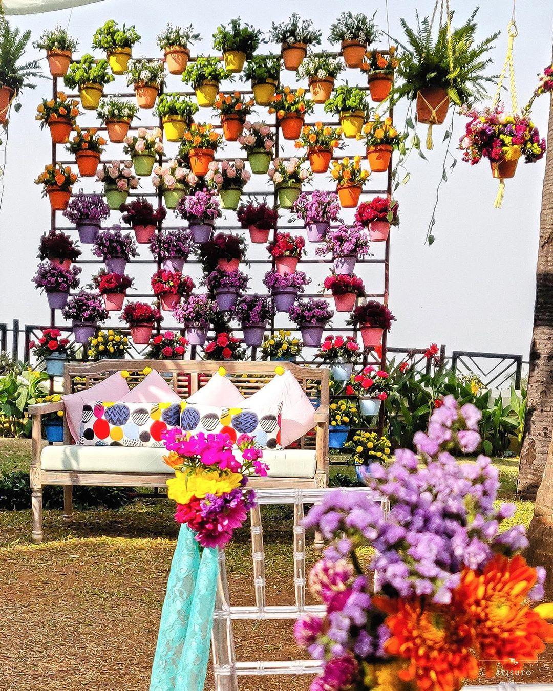 Take a Look at These Floral Decorations for Intimate Weddings for Inpso