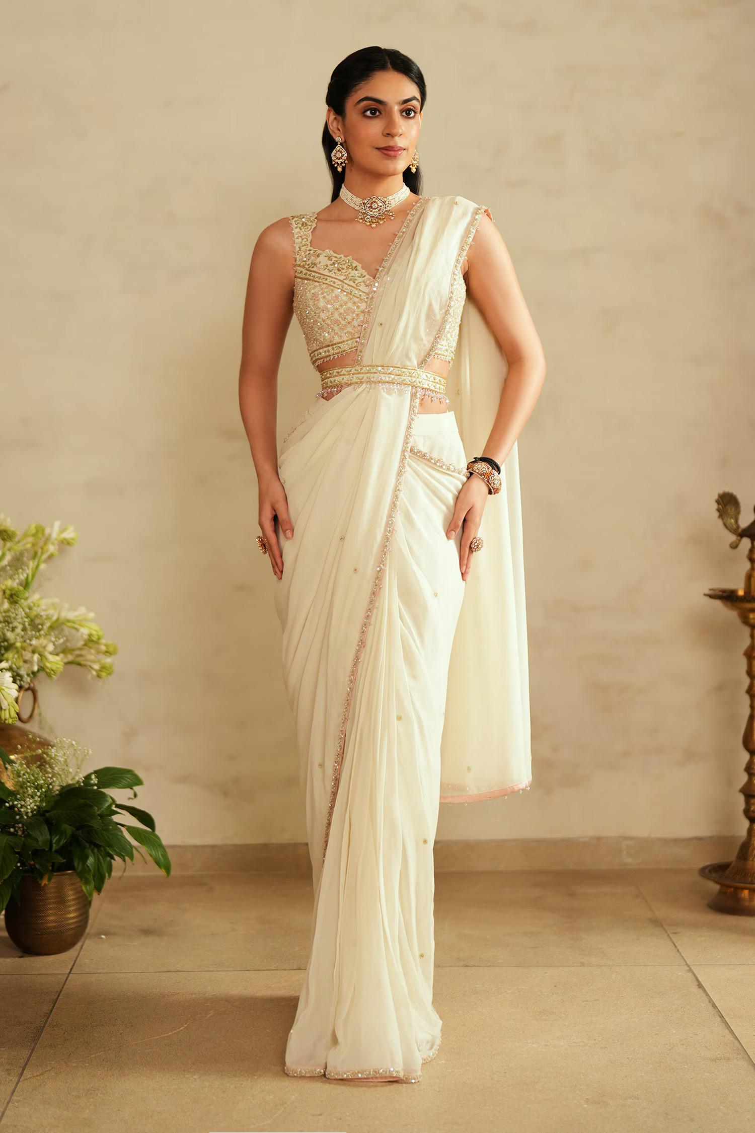 40 Striking Onam Attire Ideas for You and Your Family