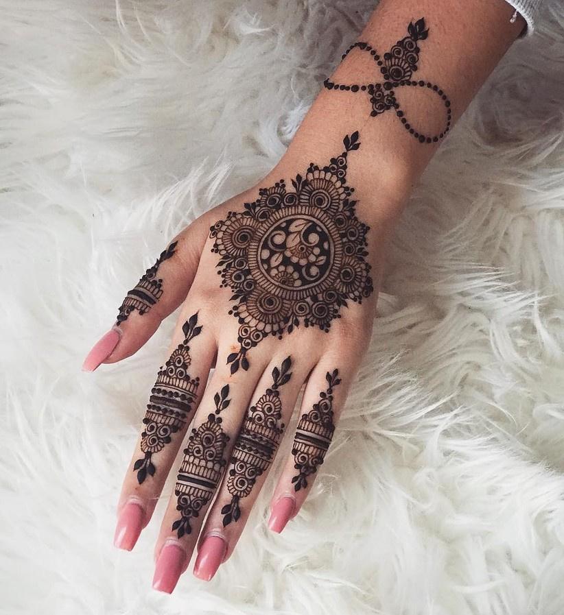 10 Muslim Mehndi Images That Will Leave You Breathless