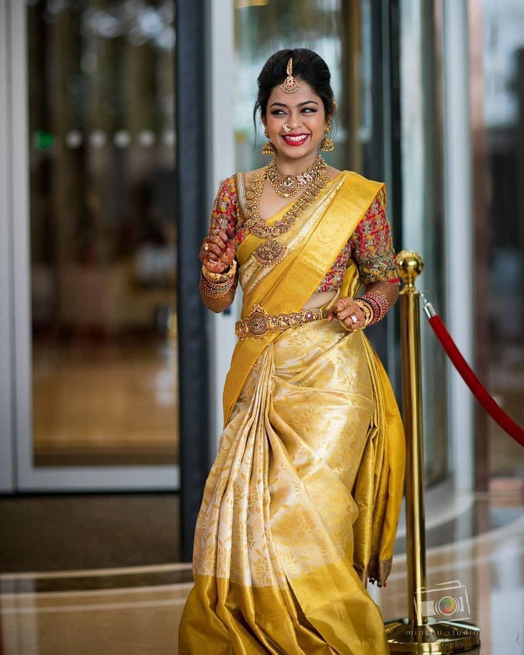 8 Gold Rani Haar Designs With Prices for the Queen on Her D-day!
