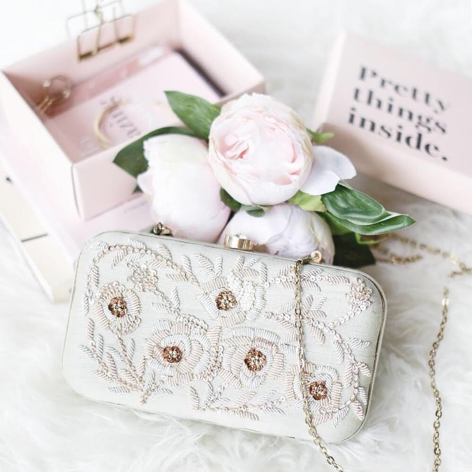 10 Designer Clutches to Ace Up Your Bridal Look