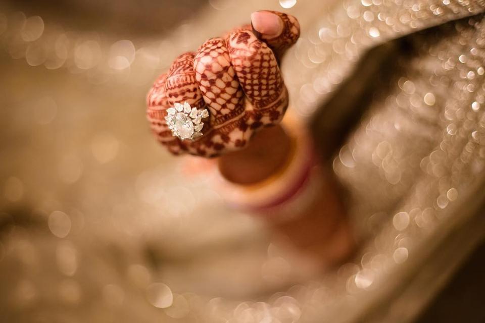 16 Gorgeous Wedding Ring Designs To Get You In The Mood For It