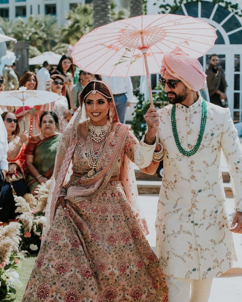 All Possible DIY Phoolon Ki Chadar Ideas to Customise Your Bridal Entry