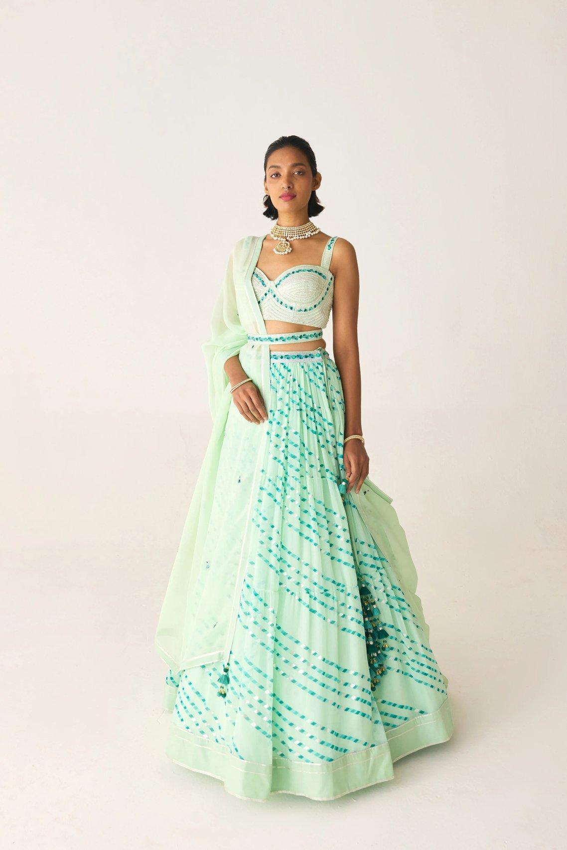 30+ Latest Mehndi Function Dresses For the Bride, Groom & Their Wedding ...