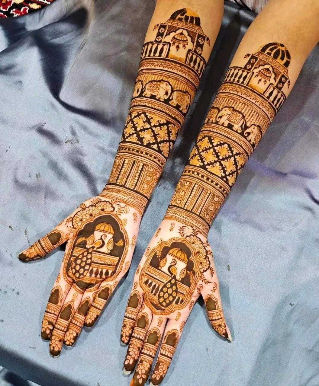 10 Muslim Mehndi Images for a Royal Bridal Look