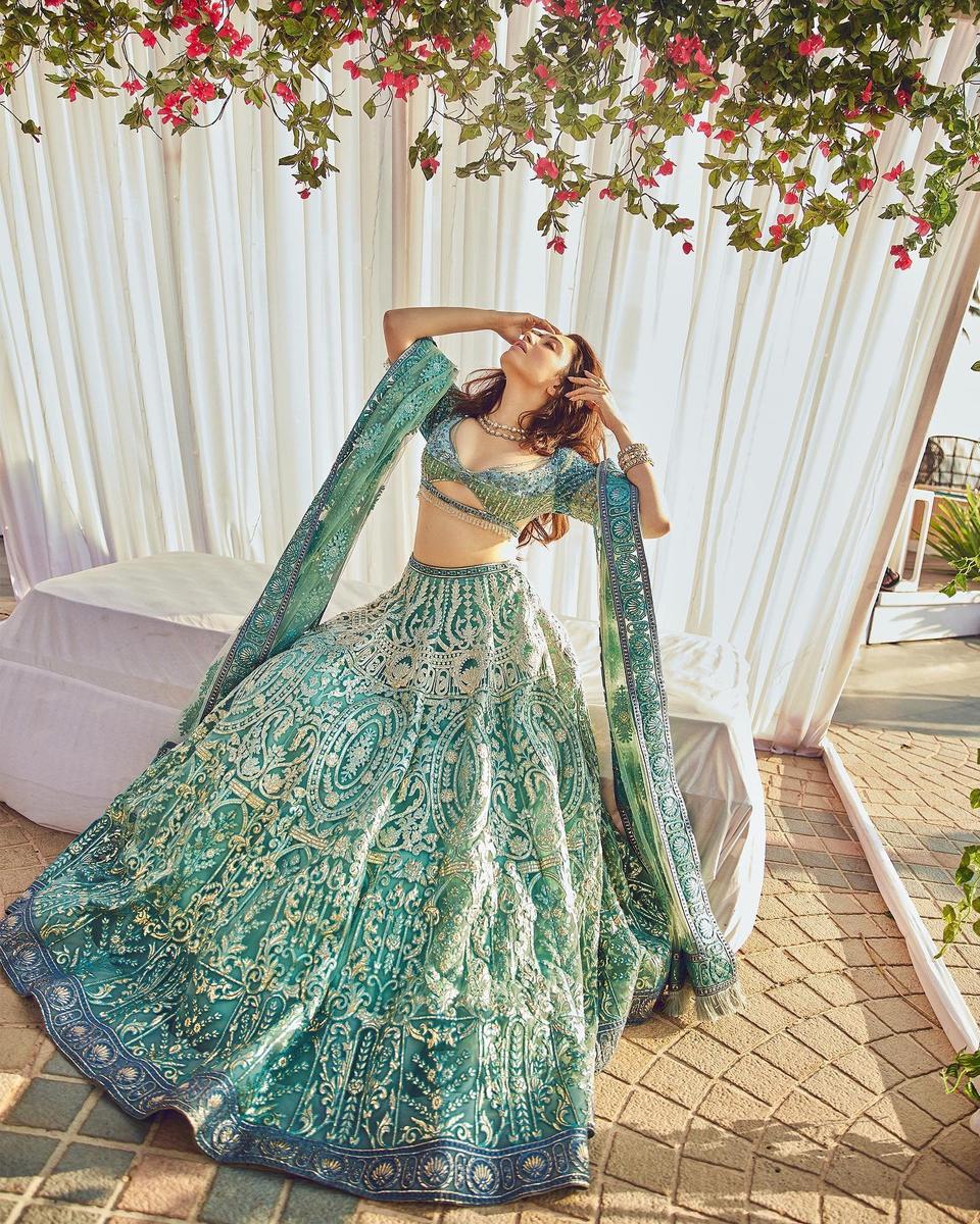 100 + Roundup of the Latest Lehenga Designs and Colour