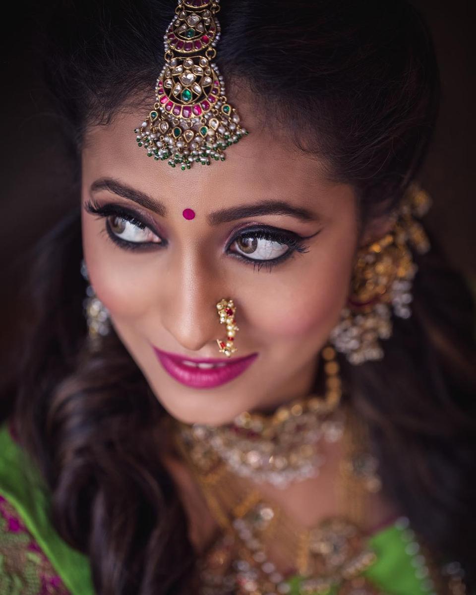 5 Absolutely Stunning Marathi Nath Designs to Make Your Bridal Avatar ...