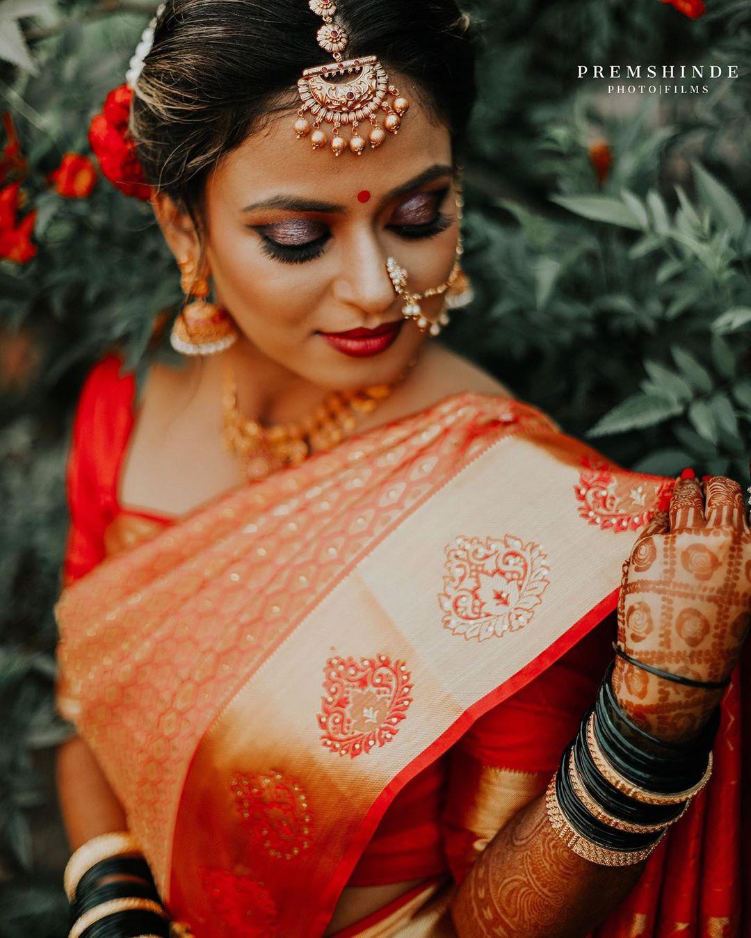Here's How To Make The Marathi Dress Part Of Your D-day