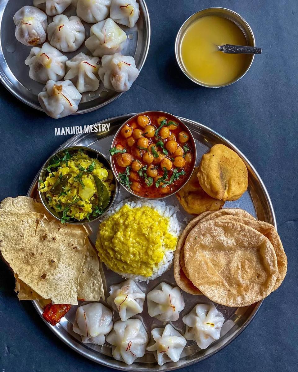 How to Plan a Maharashtrian Food Menu for Weddings and Celebrations