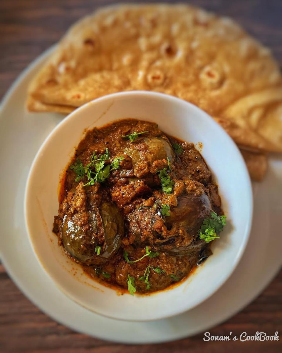 How to Plan a Maharashtrian Food Menu for Weddings and Celebrations