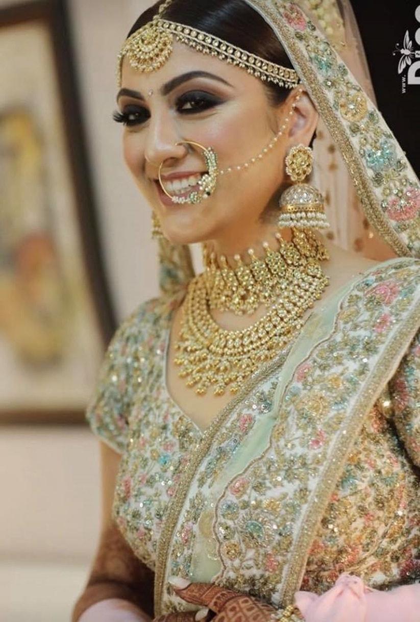 Gold Jhumka Design Photos: Flaunt Them as These Real Brides Did