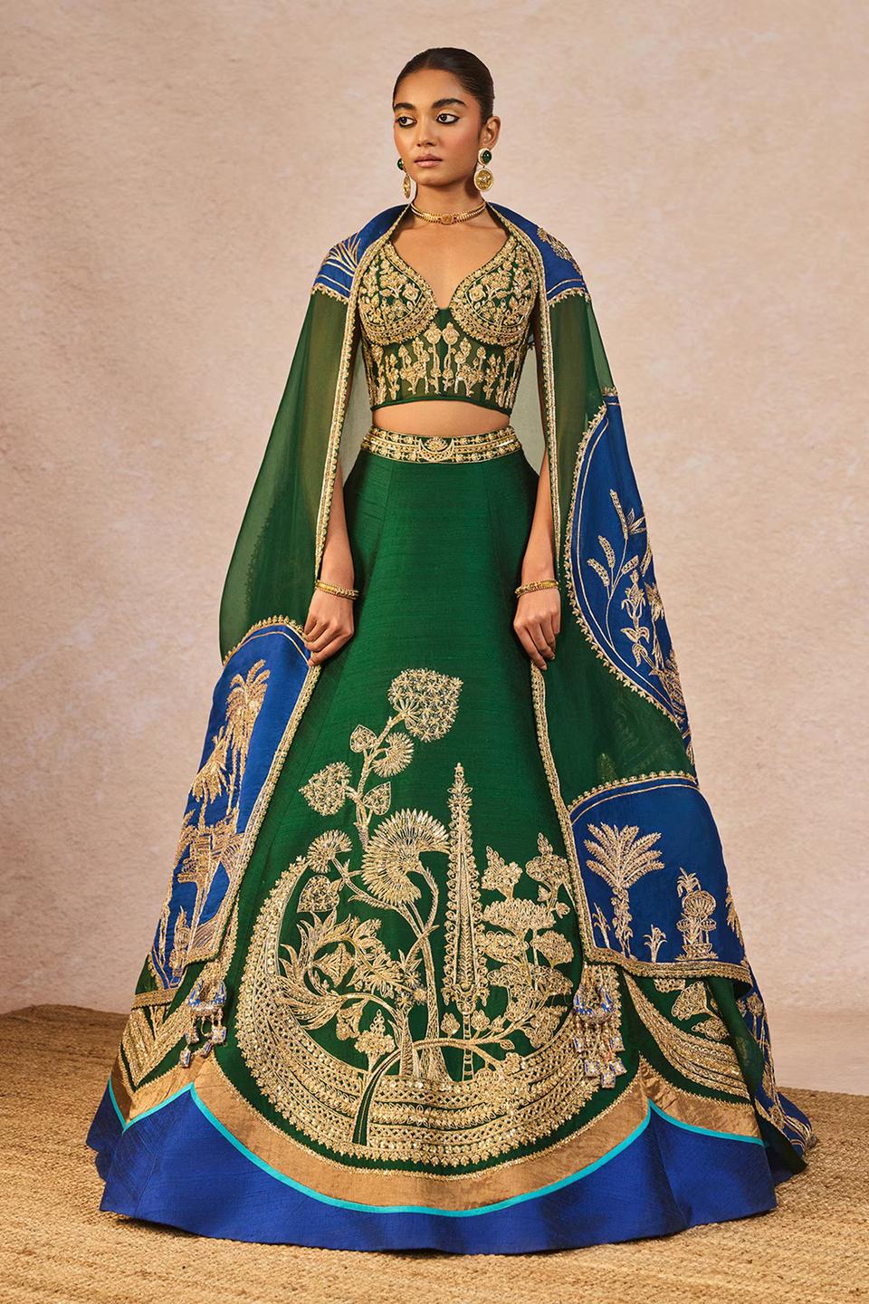 30+ Latest Mehndi Function Dresses For the Bride, Groom & Their Wedding ...