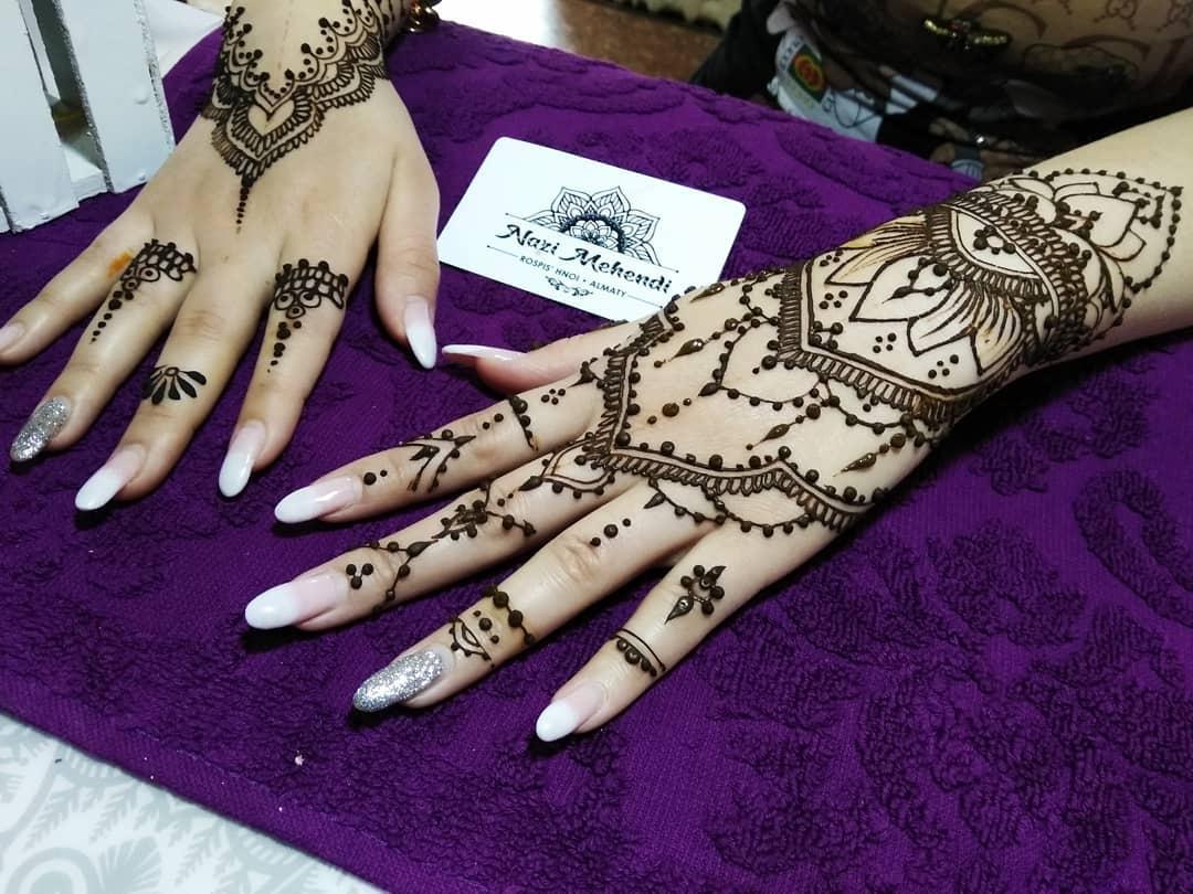 150+ Best Bridal Mehndi Designs for this Wedding Season-WeddingWire
