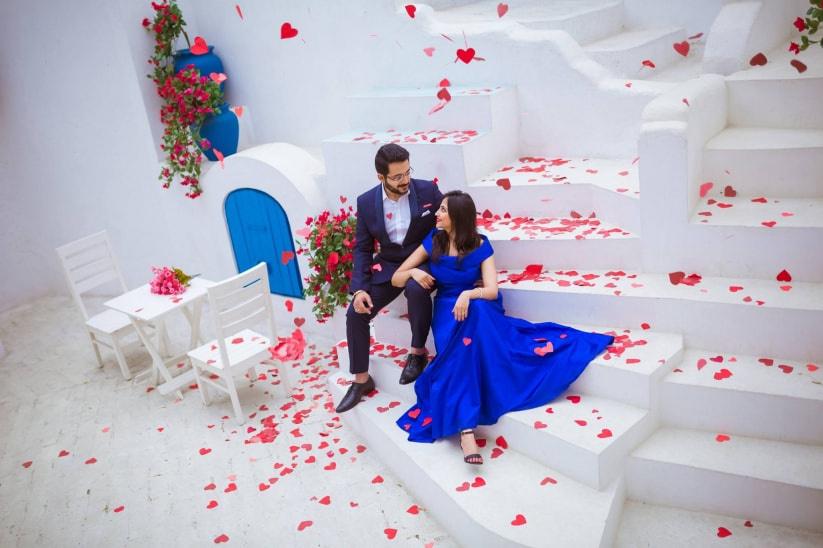 31 Pre-Wedding Props Which Will Breathe Romance into Your Pictures
