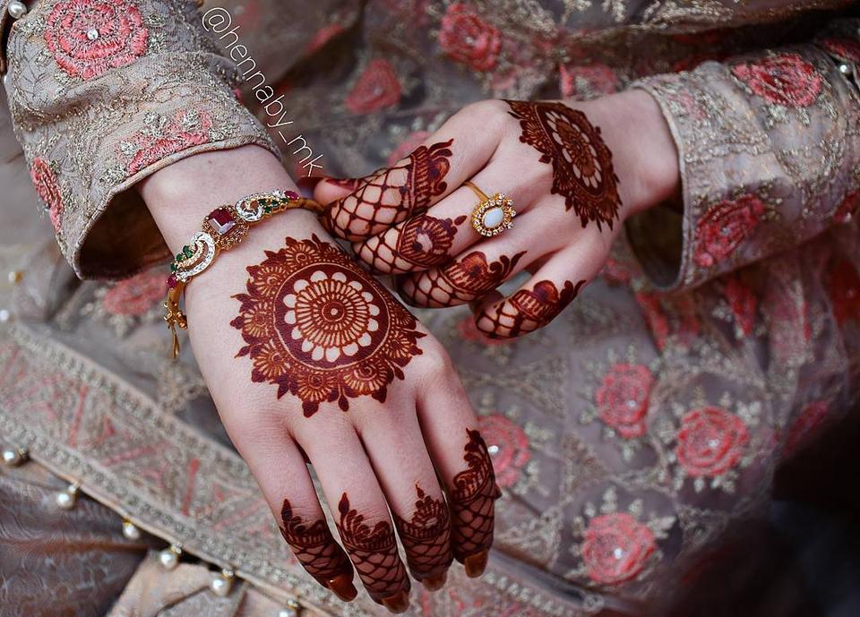 Mehndi Designs For Eid, Simple Mehndi Designs For Eid- WeddingWire