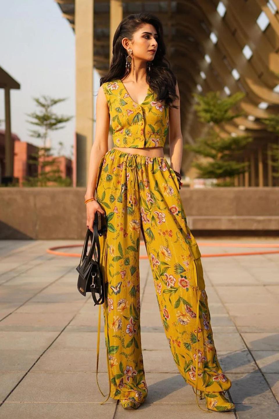 40 Latest and Trendiest Haldi Dress Options For The Bride and Her Sisters