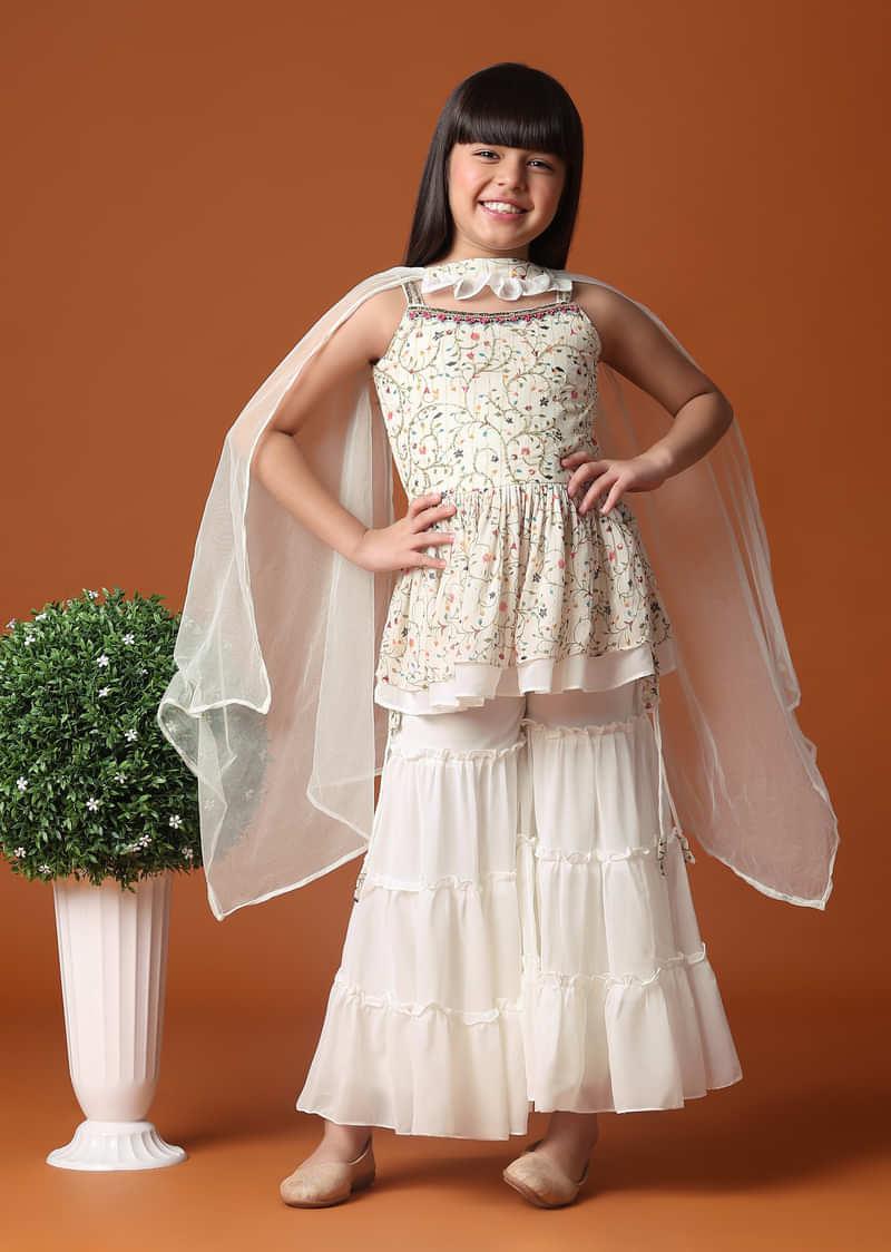 40 Striking Onam Attire Ideas for You and Your Family