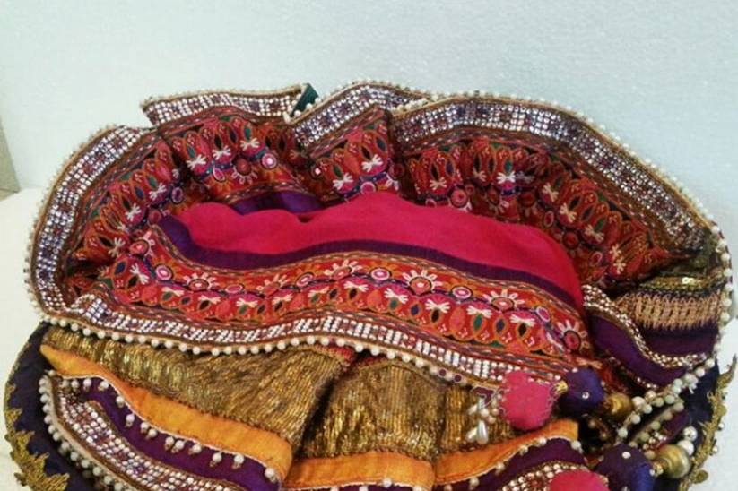 7 Saree Packing For Wedding Ideas That Will Give Them A Pro Touch!