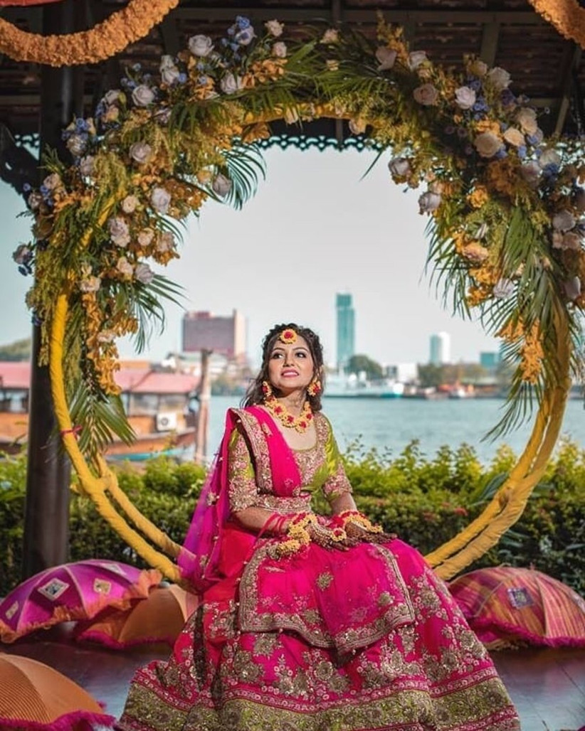 16 Flower Design Images For Jewellery And Wedding Décor Ideas