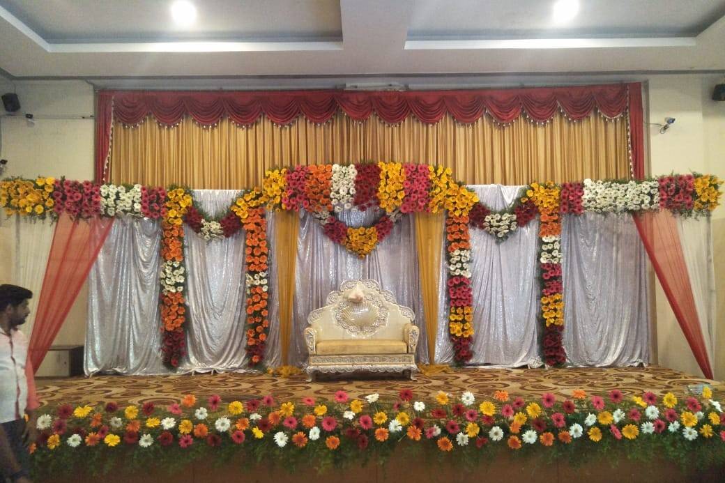 Indian Flower Stall By Ayub Khan - Florists - Hunsur - Weddingwire.in