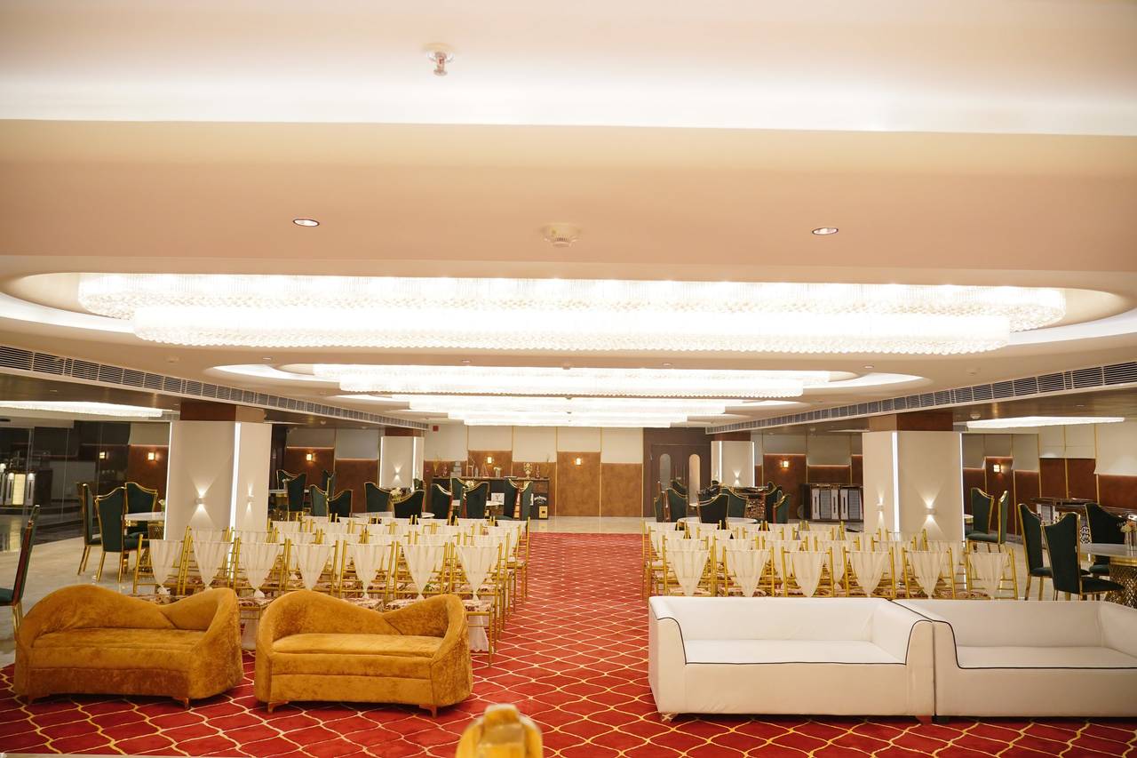 Kingship by Kahlon - Venue - Gomti Nagar - Weddingwire.in
