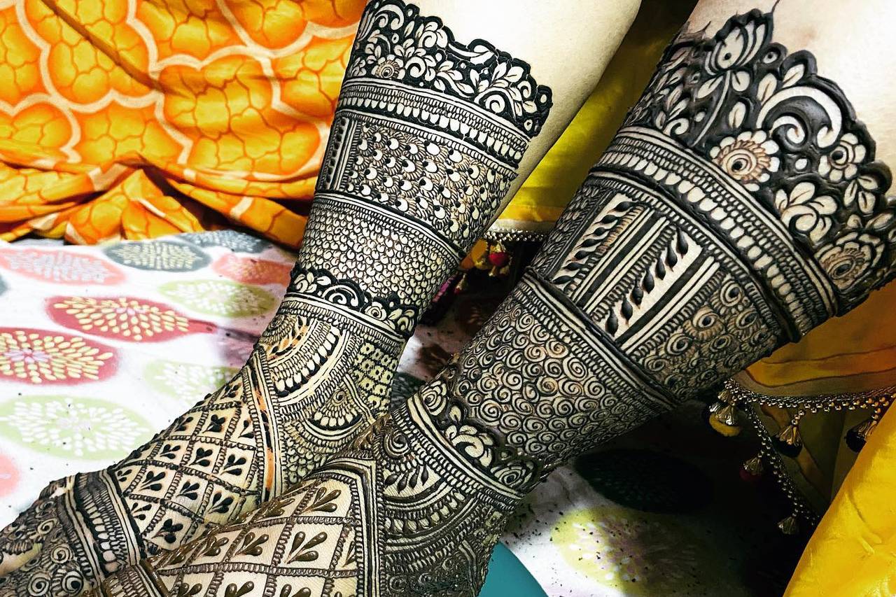 Henna art by Gurusha Chauhan - Mehndi - Connaught Place - Weddingwire.in
