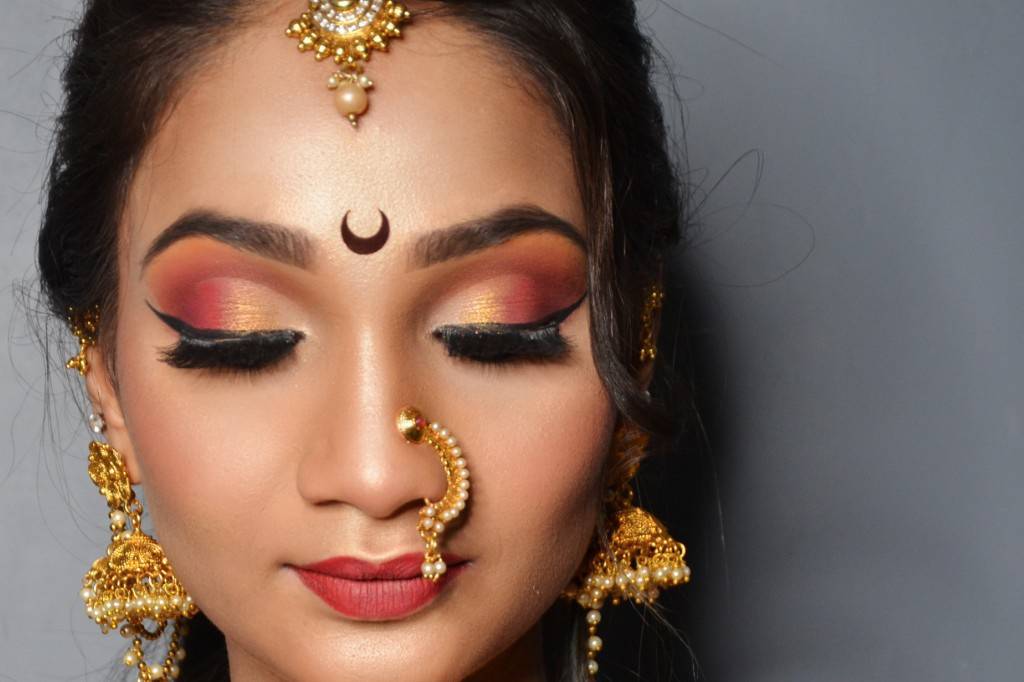 Makeup Artist- Find Makeup Artists Near Me with Prices & Discounts