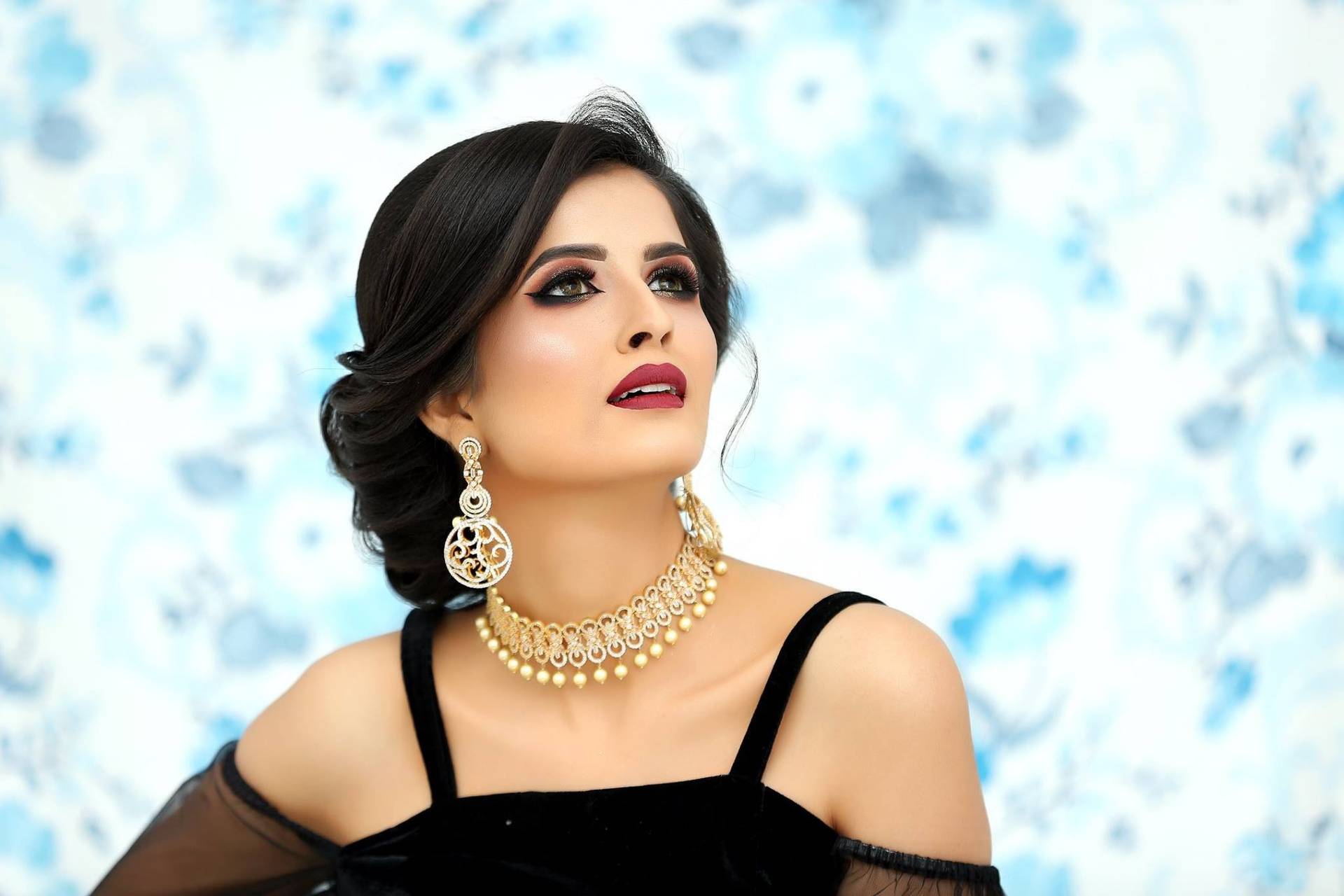 Neel Bridal Studio - Makeup Salon - Varaccha - Weddingwire.in