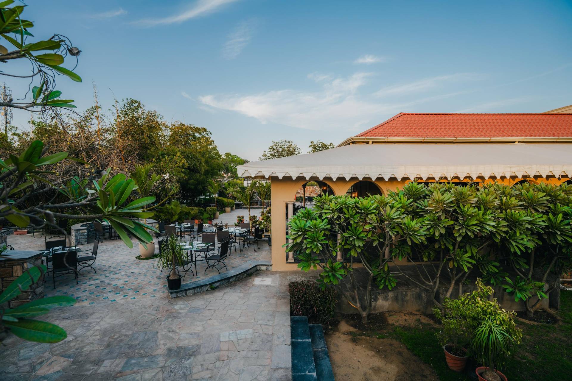 Bada Saab Cocktail Room and Kitchen - Venue - Kukas - Delhi Road ...