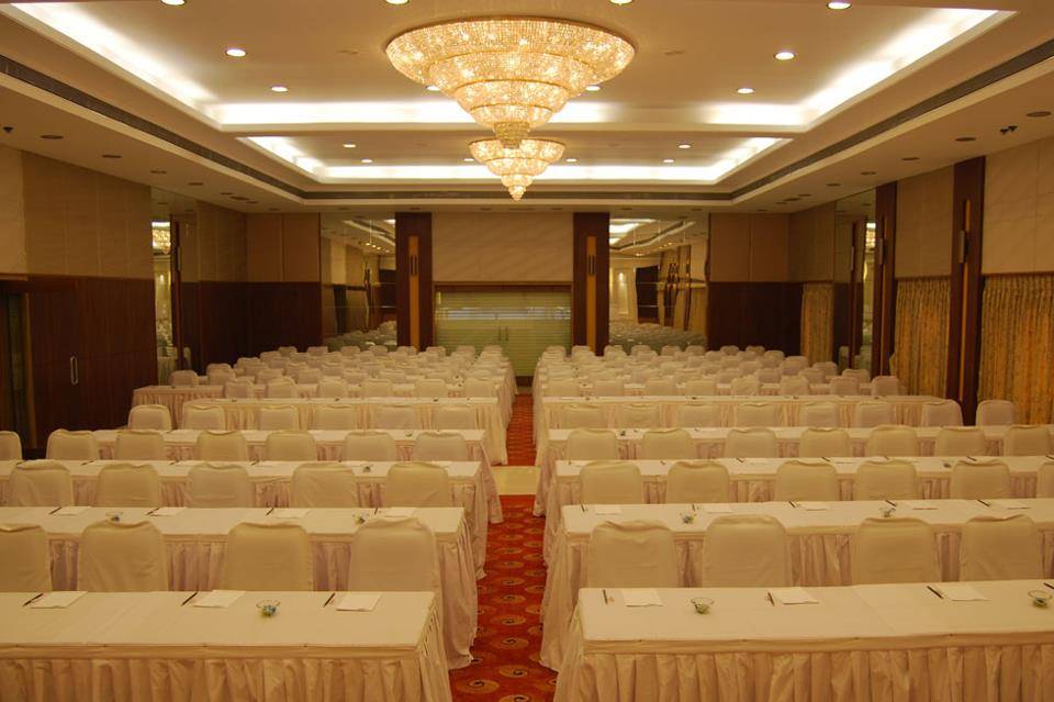 Siddharth Banquets - Venue - 4 Bungalows, Andheri West - Weddingwire.in