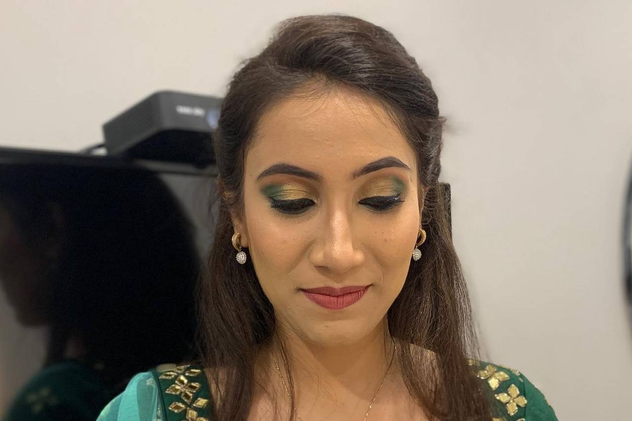 Stunning Makeover by Shreya Vora and Komal Vora - Makeup Artist ...