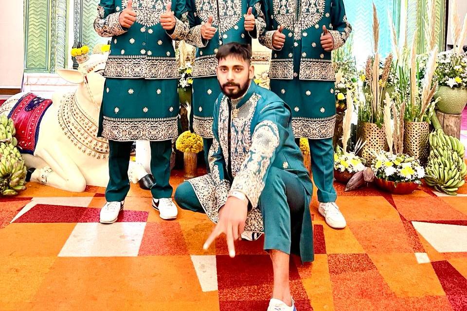 Mr. Sanju Punjabi Dholi' - Entertainment - Sector 17, Chandigarh ...