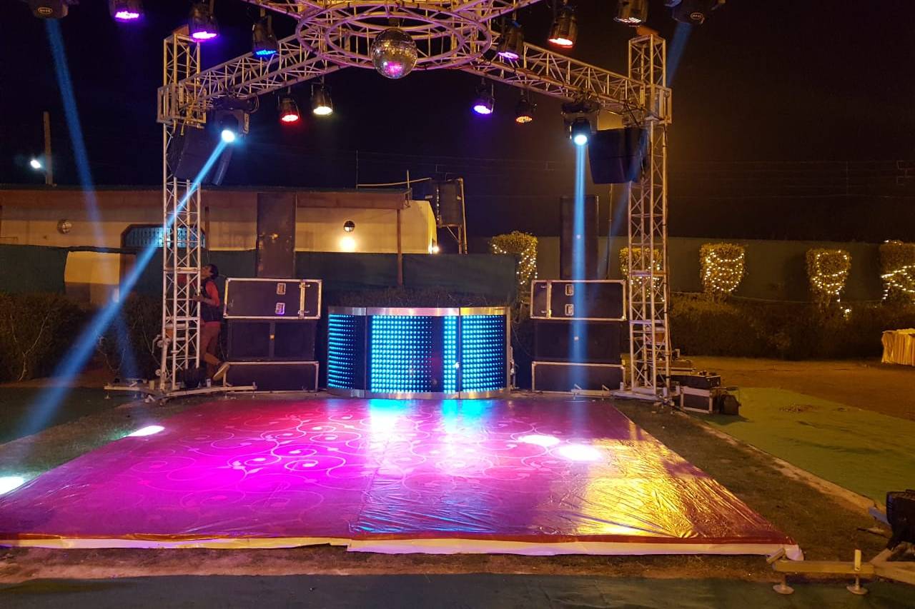 Disc N Dance DJs & Events Co. - DJ - NIT - Weddingwire.in